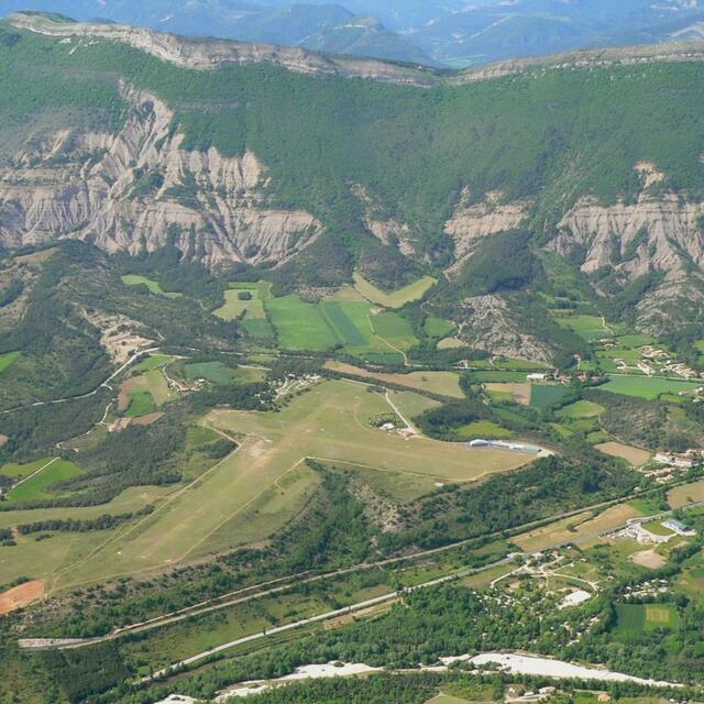 Aérodrome du Chevalet Aspres sur Buëch Provence Alpes Côte dAzur
