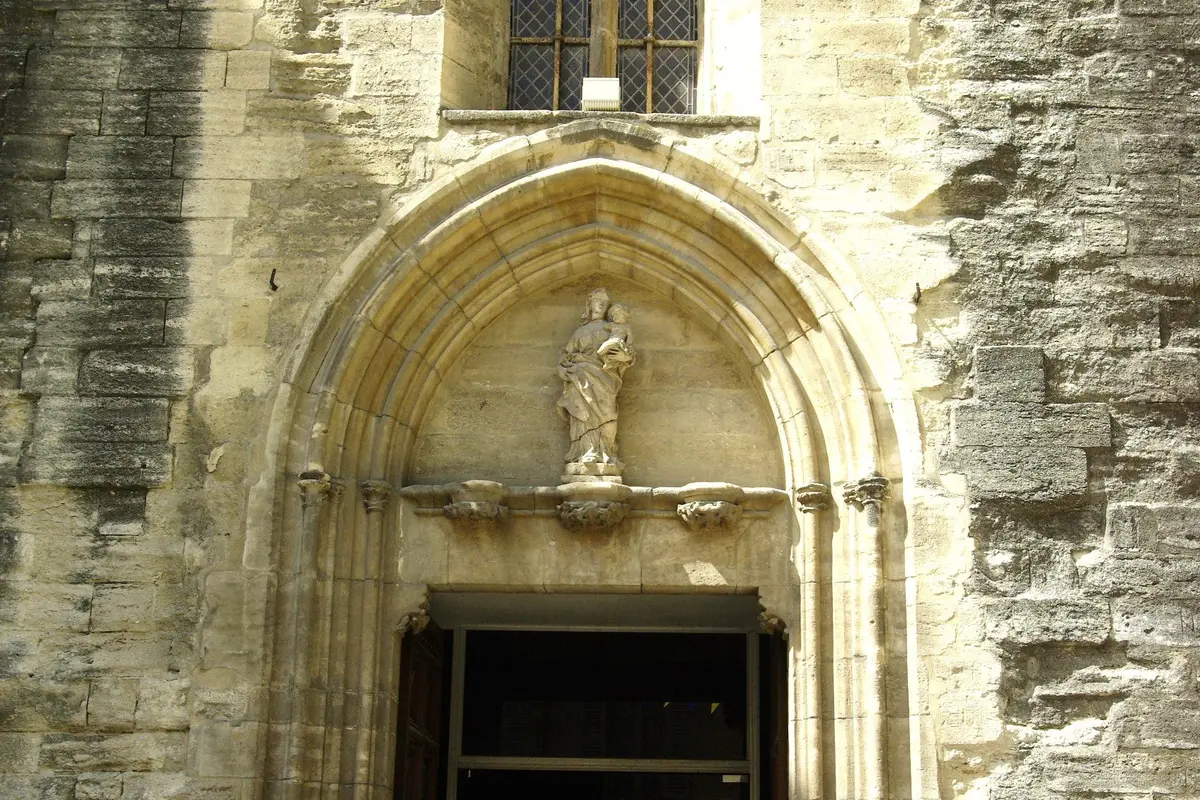 Saint Didier church (Avignon) | Provence-Alpes-Côte d'Azur Tourism