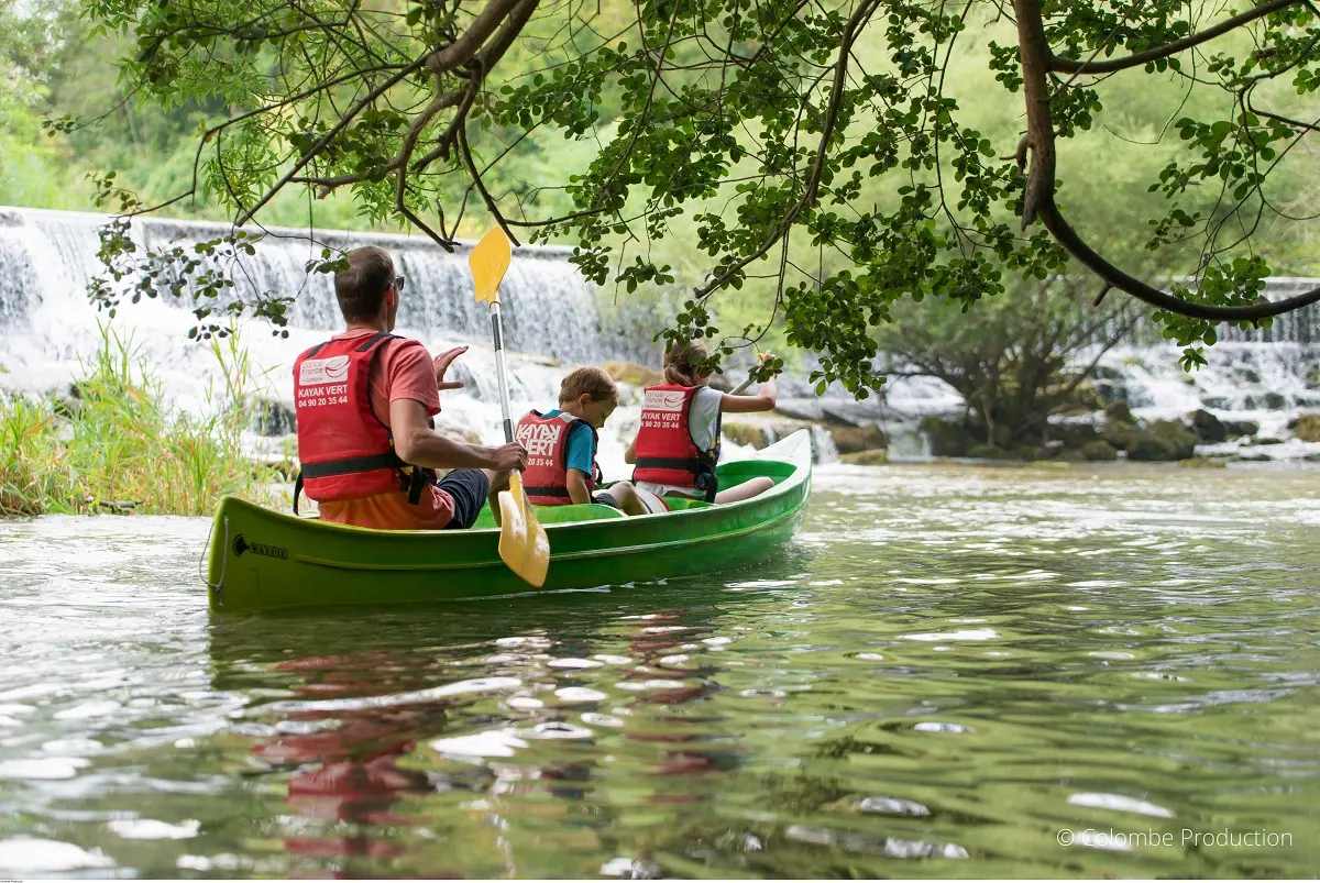 Canoe the river Sorgue with Kayak Vert (Fontaine-de-Vaucluse ...