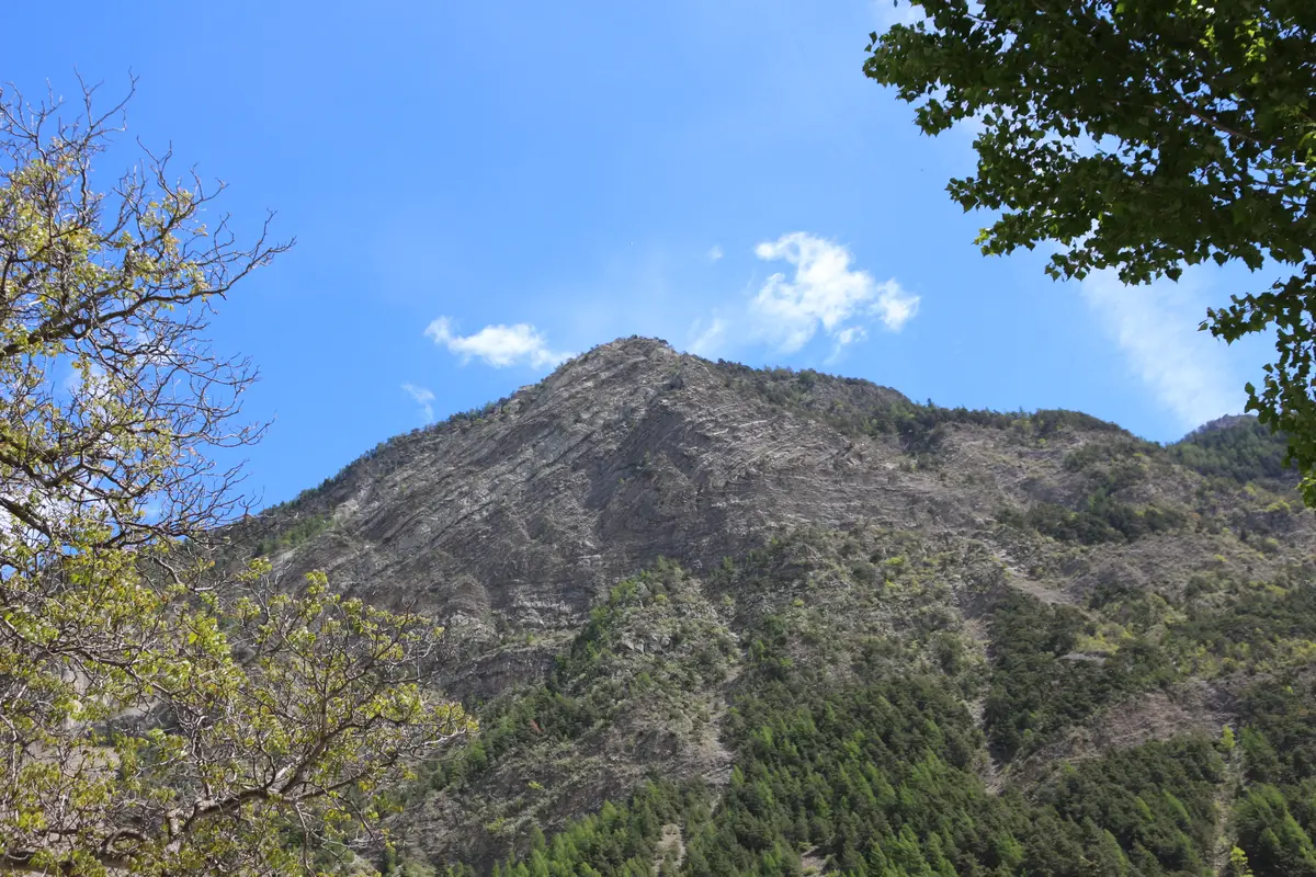 Le Pli Couché (Saint-Clément-sur-Durance) | Provence-Alpes-Côte d'Azur ...
