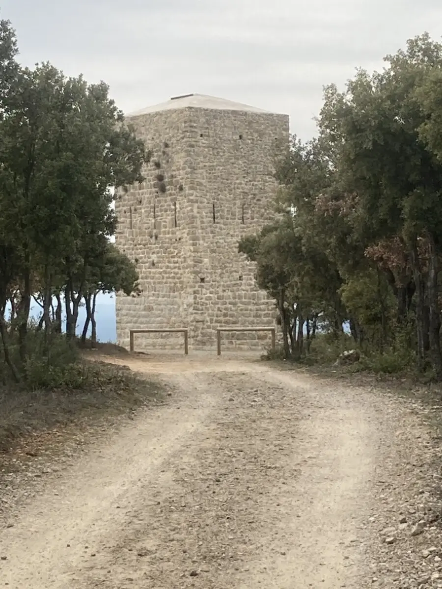 The tower of Grimaldi (Tourtour) | Provence-Alpes-Côte d'Azur Tourism