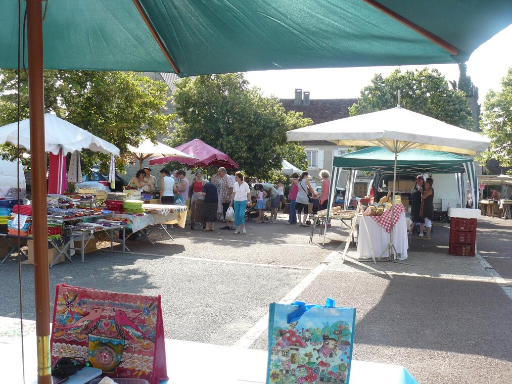 Marché de Montfaucon (Montfaucon) | Tourisme Lot