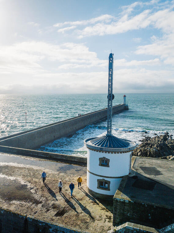Le rôle du mât Fénoux dans l’aménagement du port d’Audierne et ...