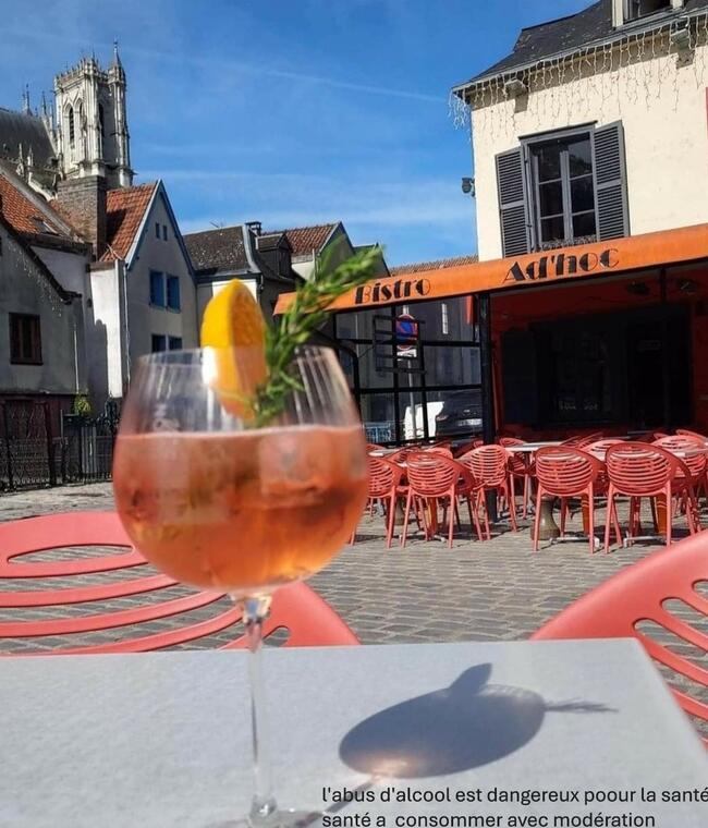 Ad’hoc Café (Amiens) | Site officiel Hauts-de-France Tourisme