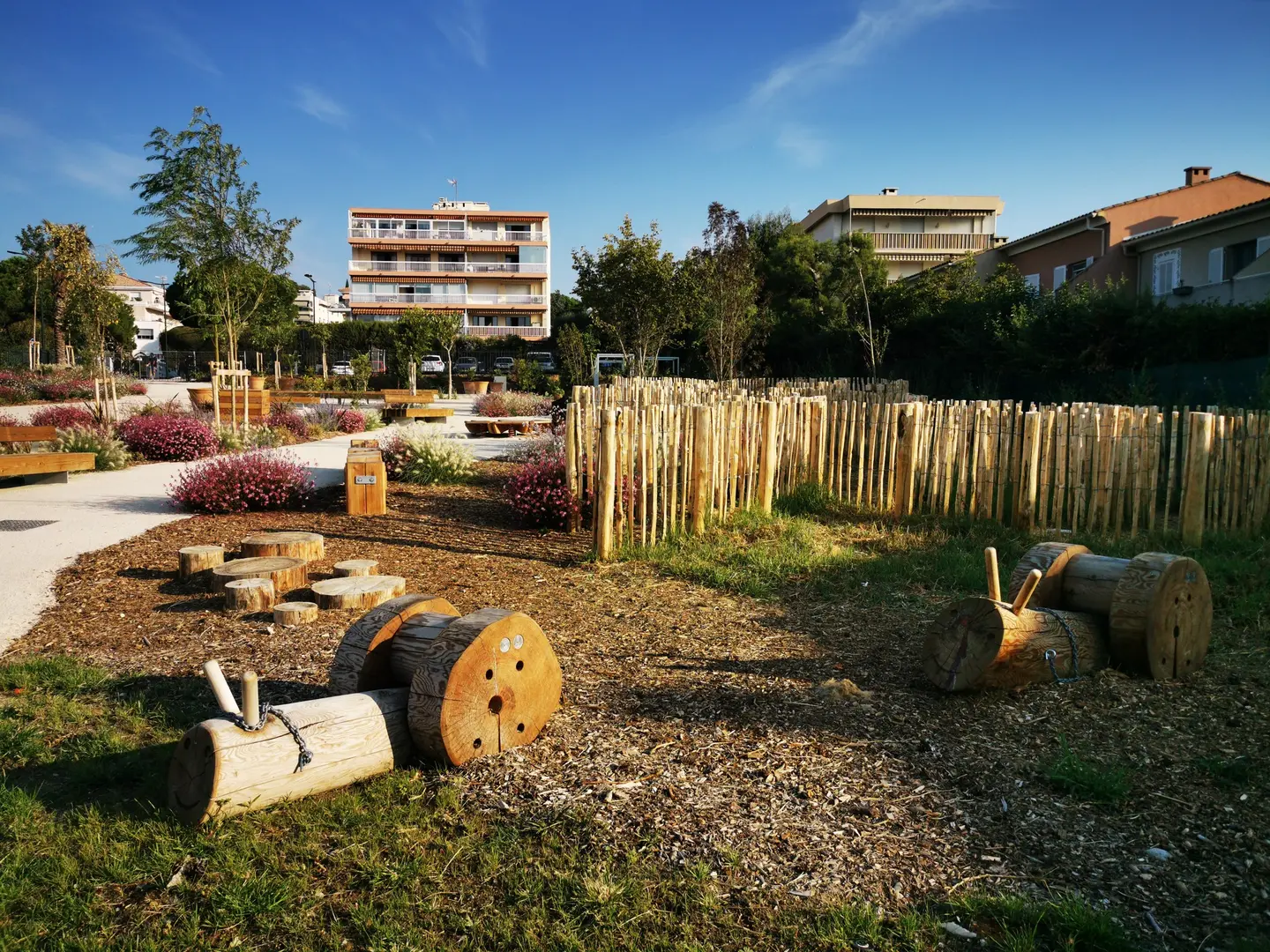 Parc du Jaquon (Saint-Laurent-du-Var) | Provence-Alpes-Côte d'Azur Tourism