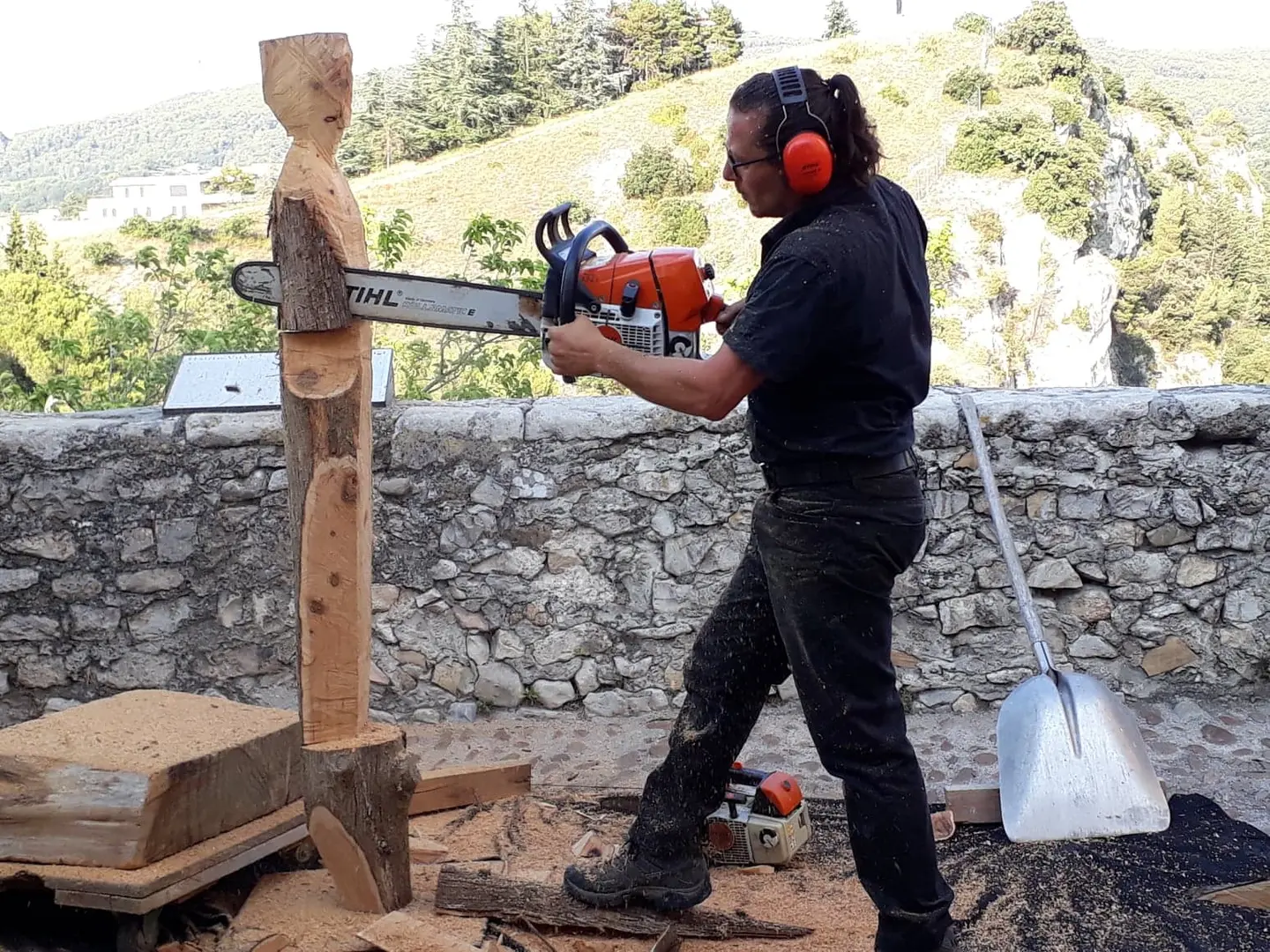 Atelier de sculpture Yann-Eric Eichenberger (Vaison-la-Romaine) | Provence-Alpes-Côte d'Azur ...