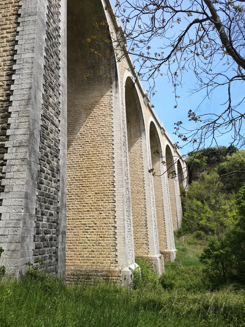 Viaduc des Latins (Forcalquier) | Provence-Alpes-Côte d'Azur Tourisme