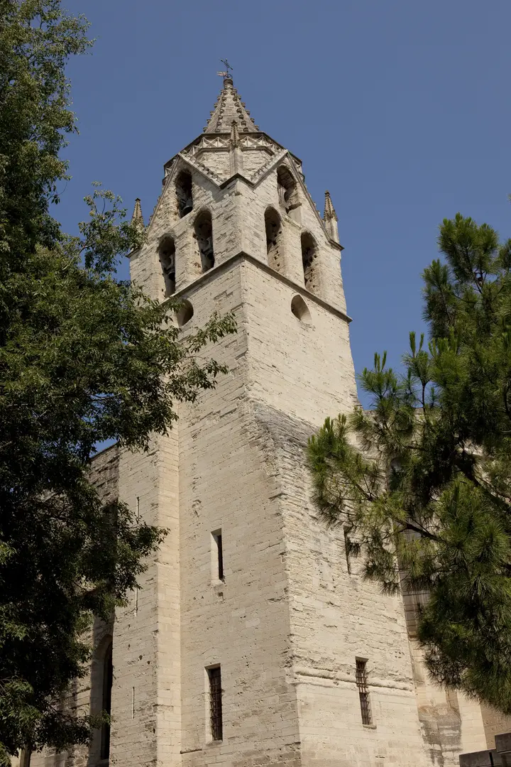 Saint Didier church (Avignon) | Provence-Alpes-Côte d'Azur Tourism