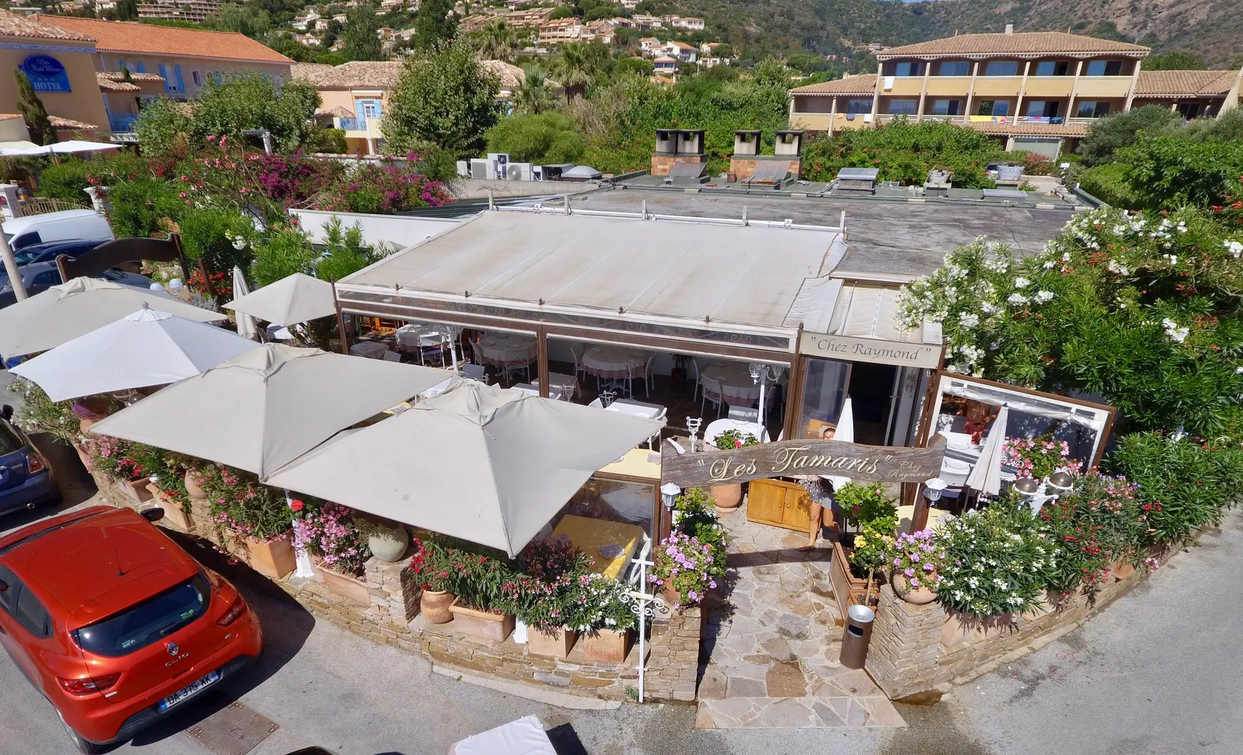 Les Tamaris – Chez Raymond (Le Lavandou) | Provence-Alpes-Côte d'Azur Tourisme