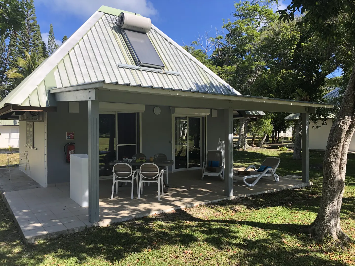 Village Vacances Interarmées Igesa (Île des Pins) | Sud Tourisme ...