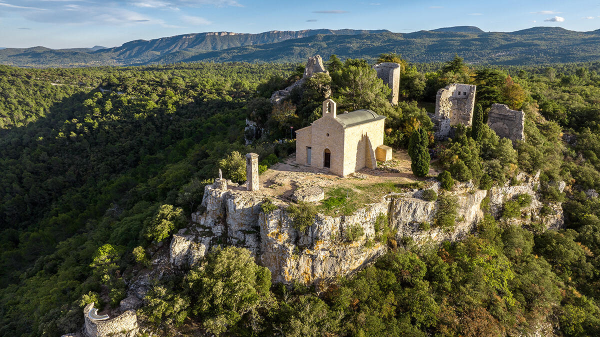 Castrum Saint Jean (Rougiers) | Provence-Alpes-Côte d'Azur Tourism