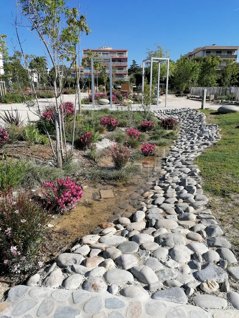 Parc du Jaquon (Saint-Laurent-du-Var) | Provence-Alpes-Côte d'Azur Tourism