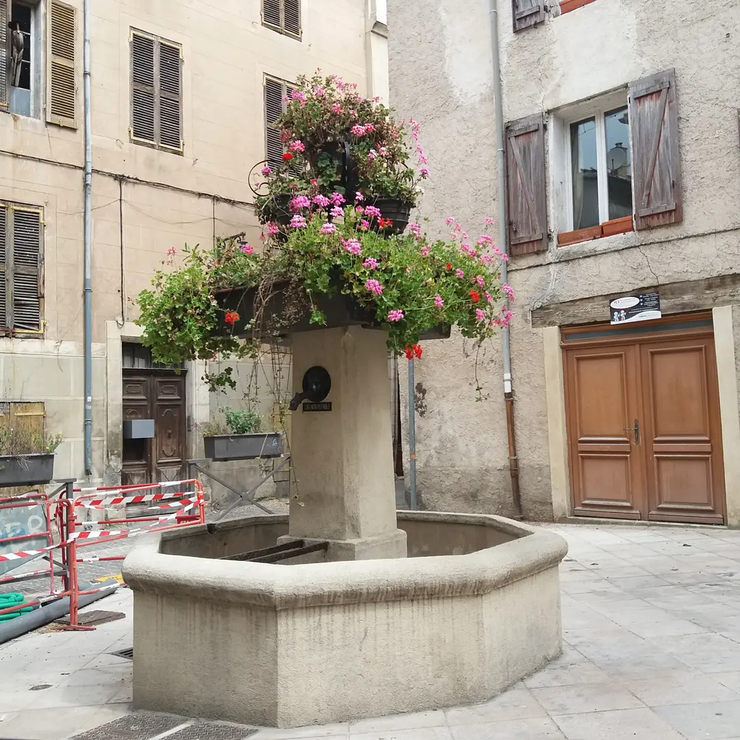 Circuit des fontaines de Manosque (Manosque) | Provence-Alpes-Côte d ...