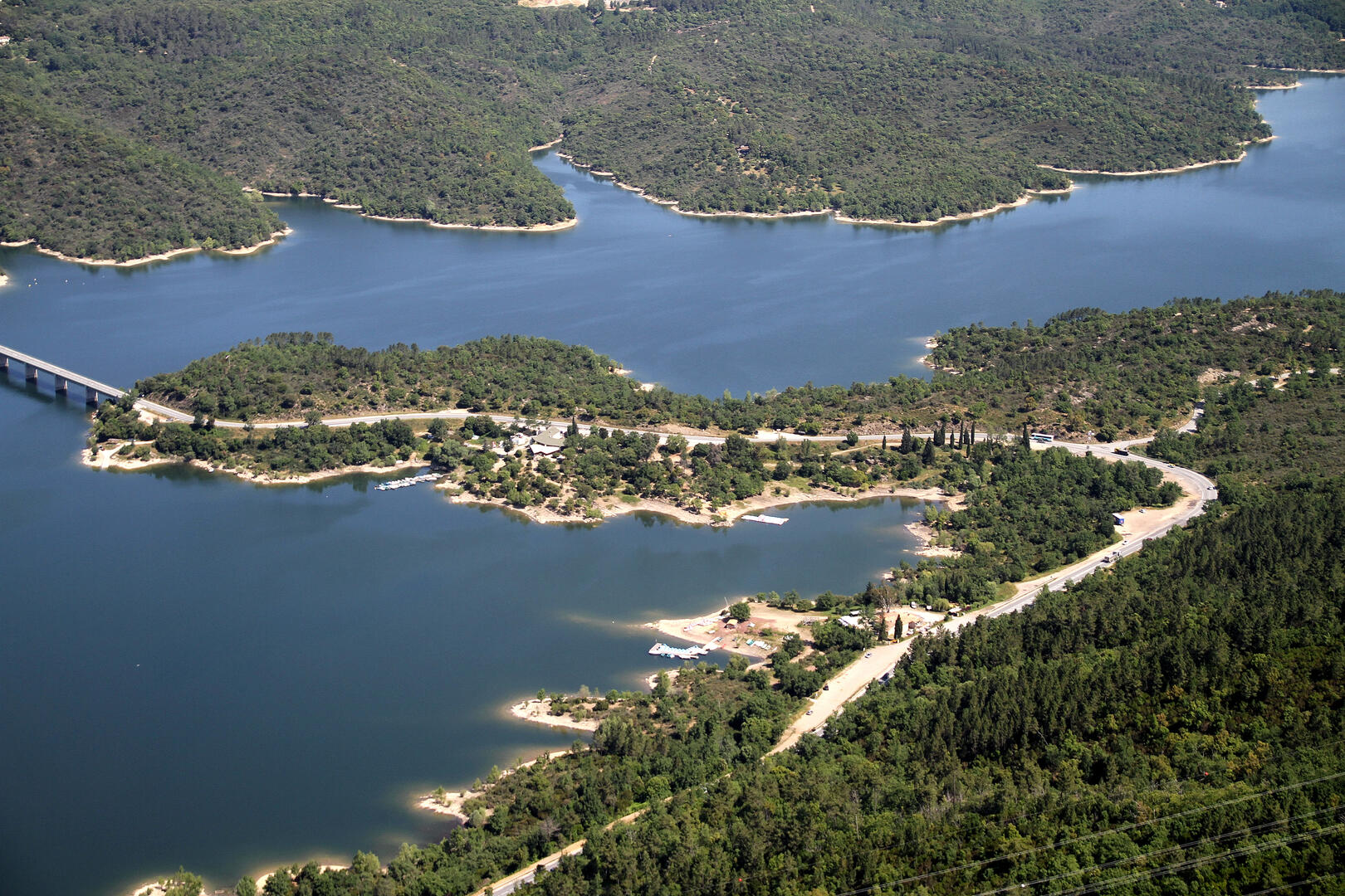 Lac de St Cassien (Tanneron) | Provence-Alpes-Côte d'Azur Tourism