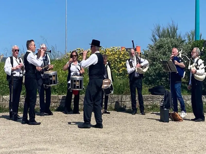 Dansons avec le Bagad An Dreizherien (Penmarch) | Bénodet