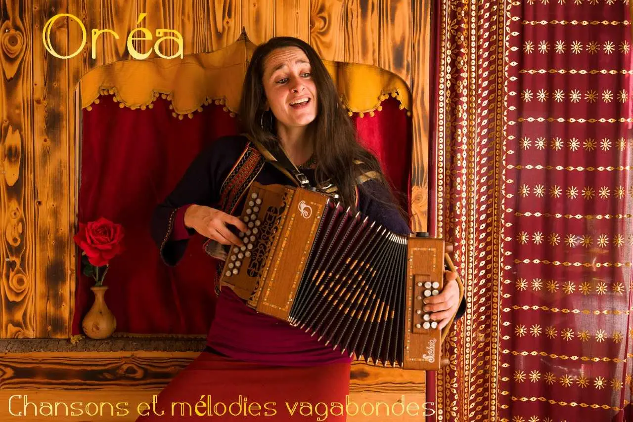 Oréa (accordionist) – Calebasse Café (Perigueux, Périgueux) | Visit ...
