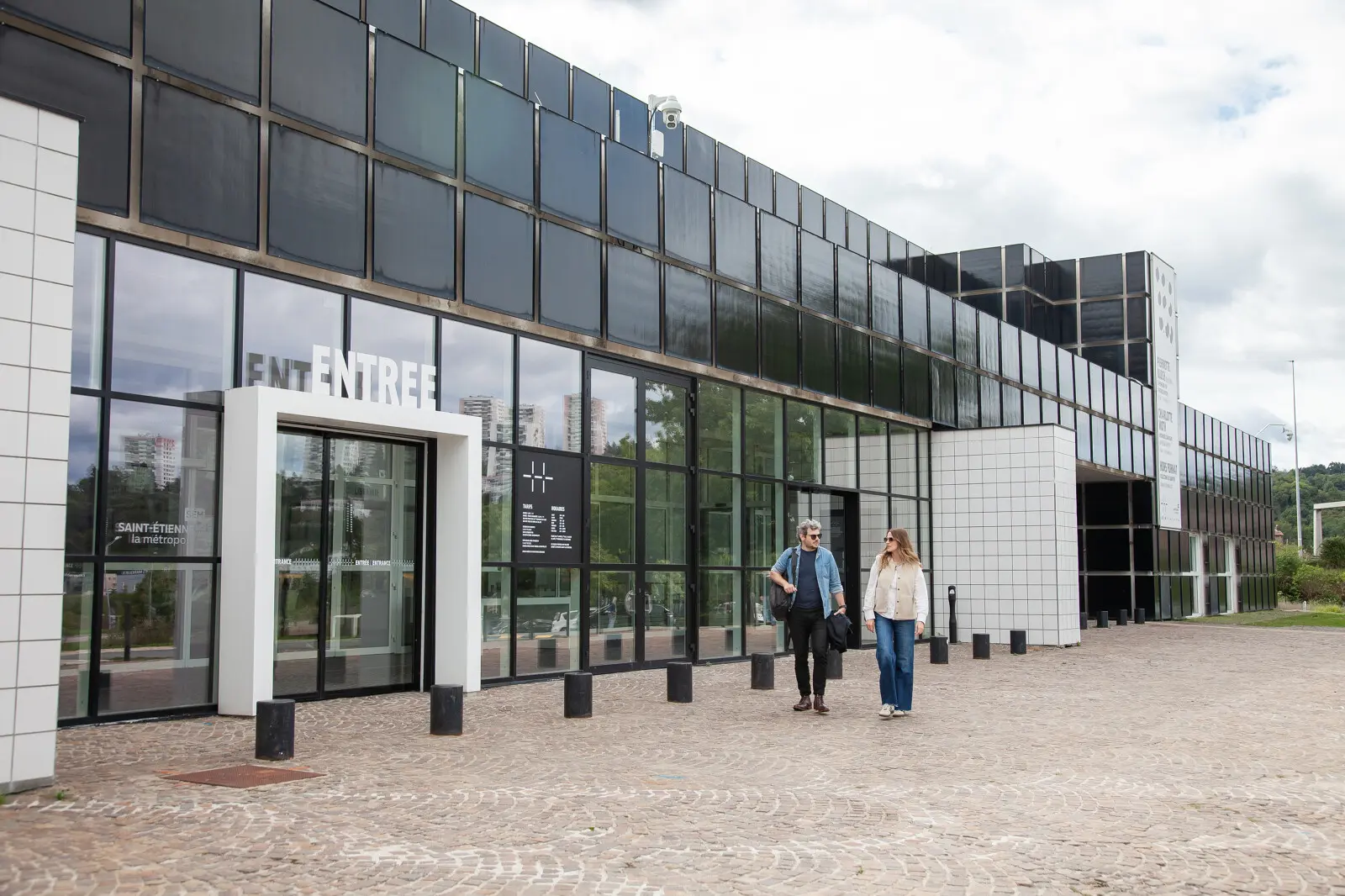 Visite guidée – Exposition Flying Colors (Saint-Priest-en-Jarez ...