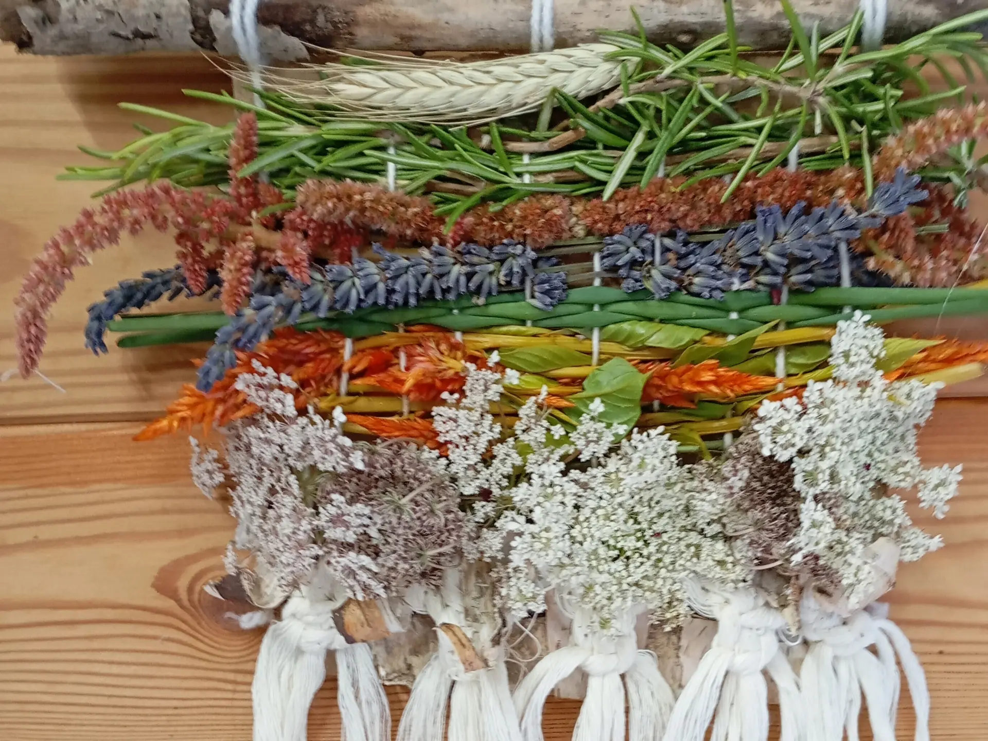 Atelier art floral enfant / ado – Macramé d’été (Panissières) | adt-loire