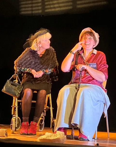 Théâtre : La nostalgie des blattes de Pierre Notte (Molines-en-Queyras ...