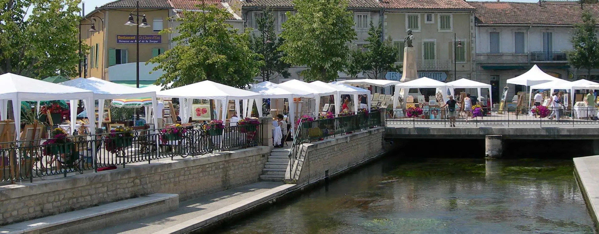 Les Rencontres Artisanales et Marché d’Art (L’ Isle-sur-la-Sorgue ...