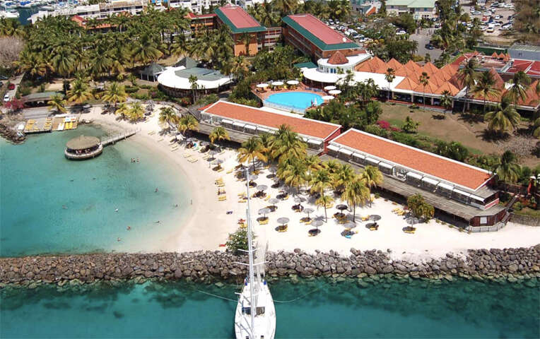 Hôtel Bakoua 4 Étoiles luxe, plage et vue Trois-Îlets | Martinique Tour