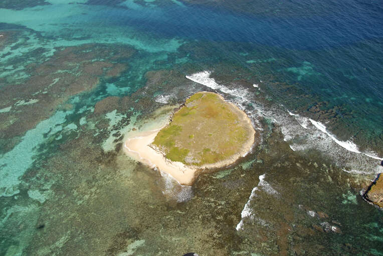 Îlet Percé (Sainte-Anne) | Martinique Tour