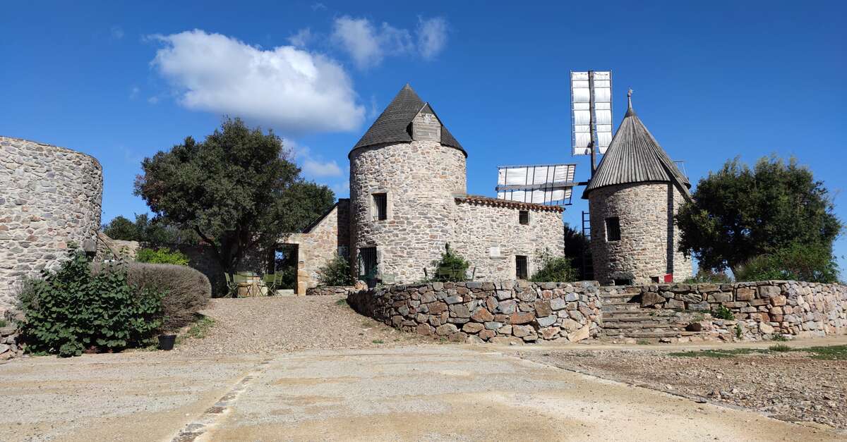 LES MOULINS DE FAUGERES - Faugères | Pays Haut Languedoc et Vignobles