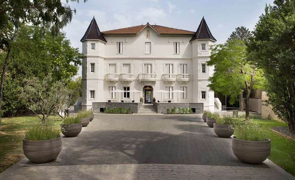 CHATEAU AUTIGNAC CHAMBRE "LA MAURELLE" - Autignac | Pays Haut Languedoc ...