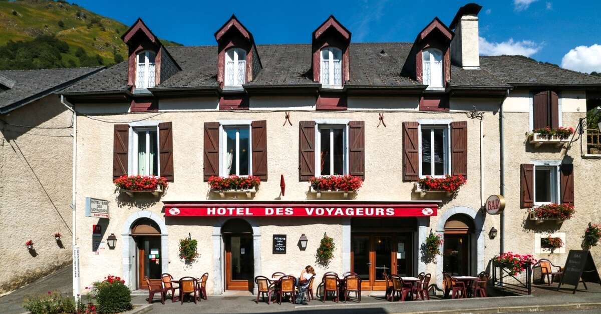 Hôtel des Voyageurs (Urdos) | Site officiel des Pyrénées Béarnaises Hôtel des Voyageurs (Urdos) | Site officiel des Pyrénées Béarnaises
