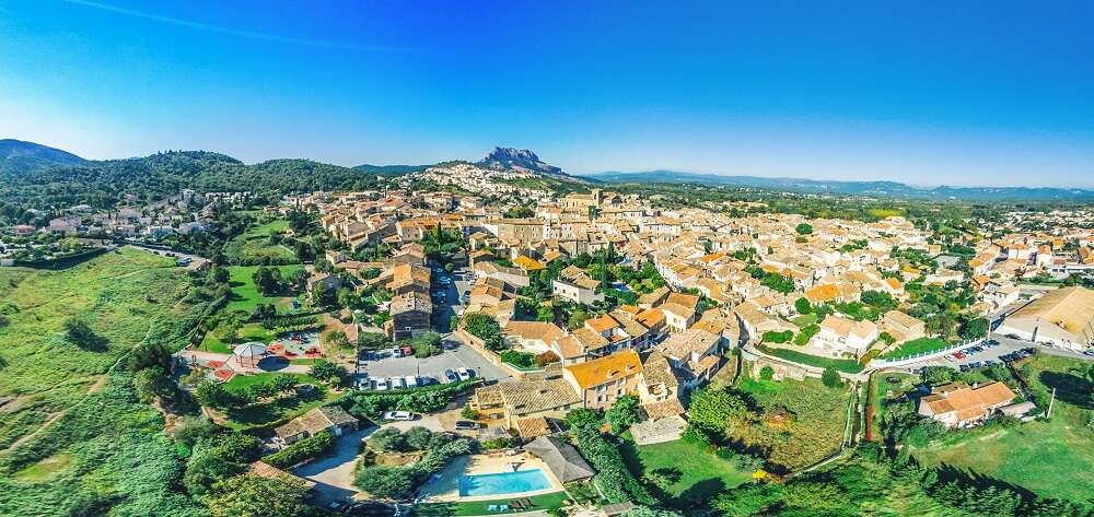 Mairie de Roquebrune-sur-Argens (Roquebrune-sur-Argens) | Destination ...