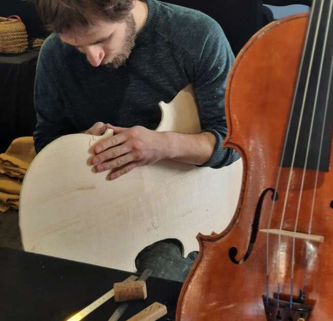 LUTHIER ISTVAN SZABO – LA MAISON DU VIOLON (Mirecourt) | Office de tourisme de Mirecourt et ses ...