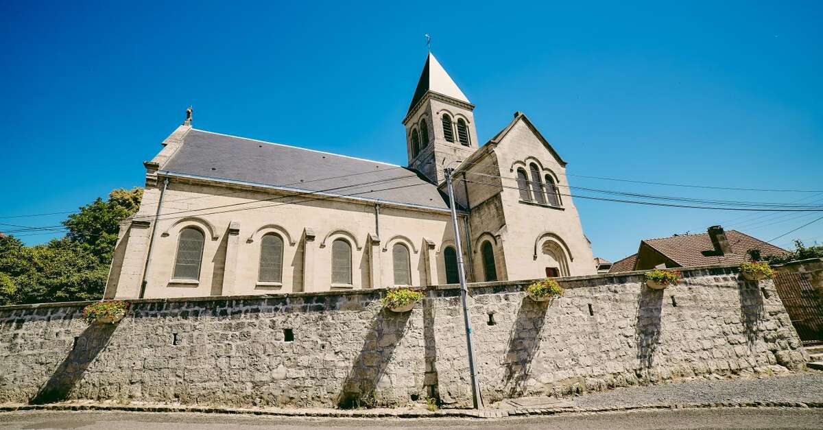 Eglise Saint-Pierre de Folembray (Folembray) | Randonner