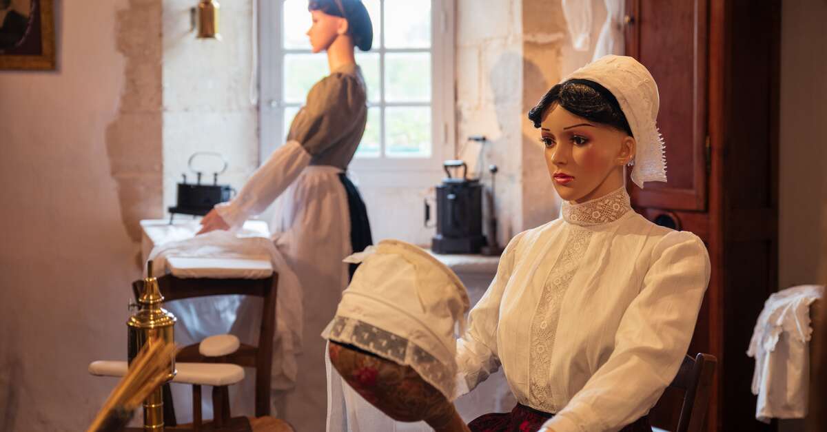 Musée de la vie rurale et de la coiffe (Souvigné) | Office de Tourisme ...