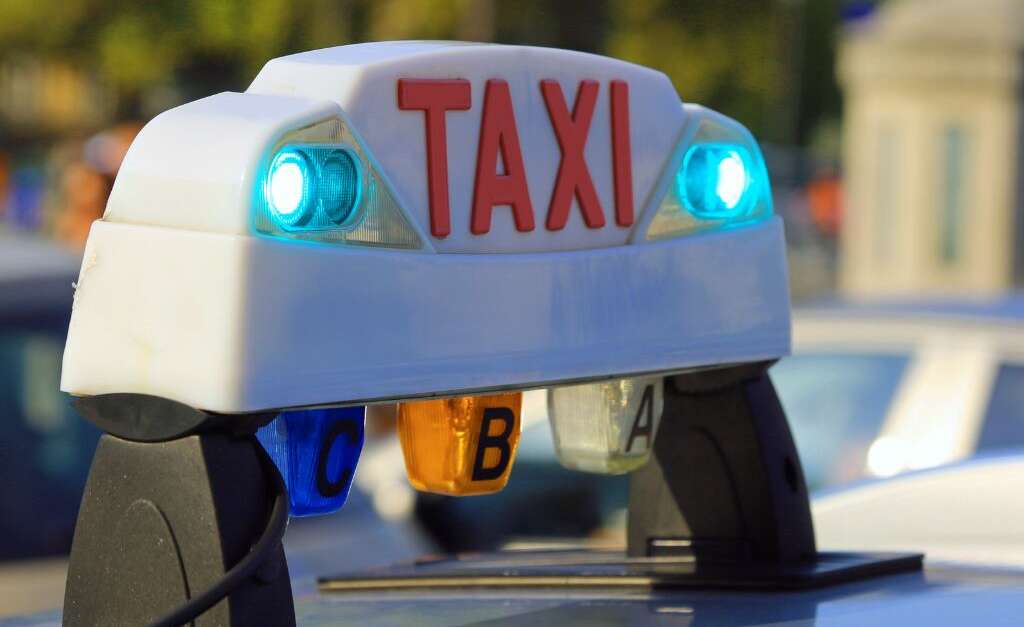 TAXI STANLEY COUFFIN (Mayenne) | Tourism portal of the department - La ...