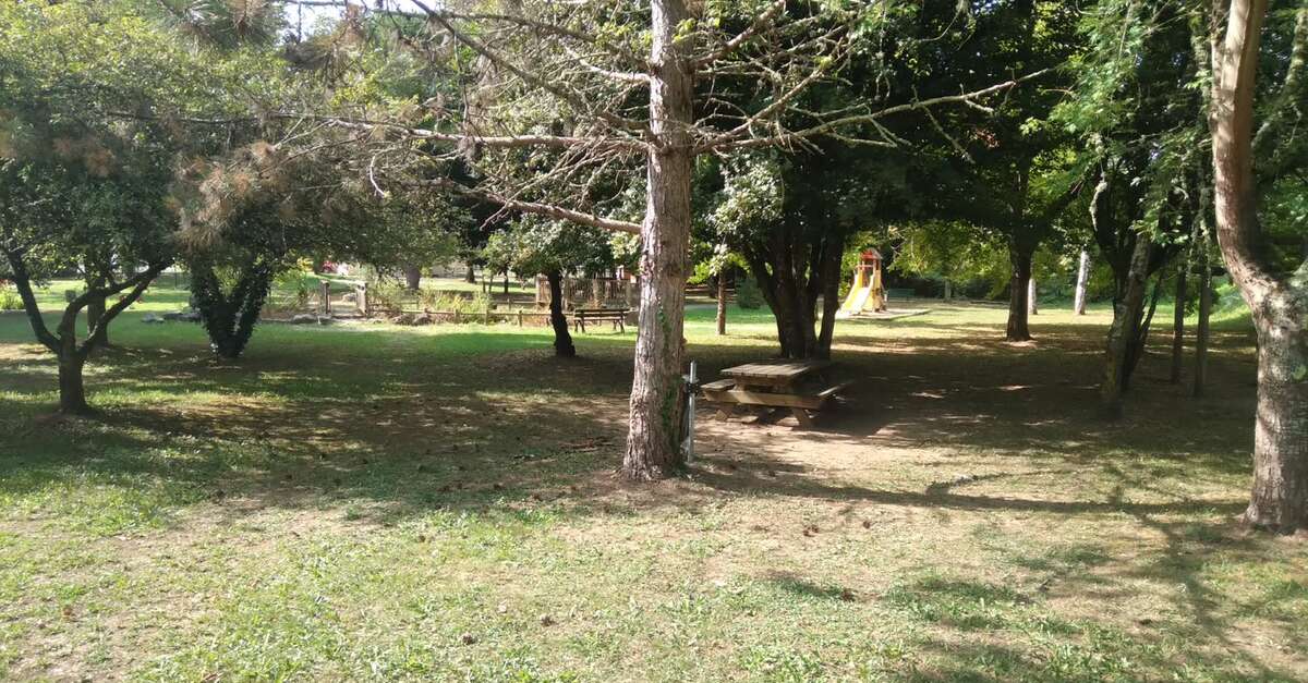 Aire de Pique-Nique de l’Arboretum (Salviac) | gourdon