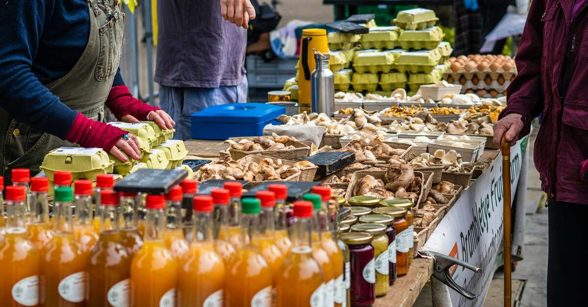 Festival occitan Escambis – Marché Artisanal et gourmand (Saint-Céré ...