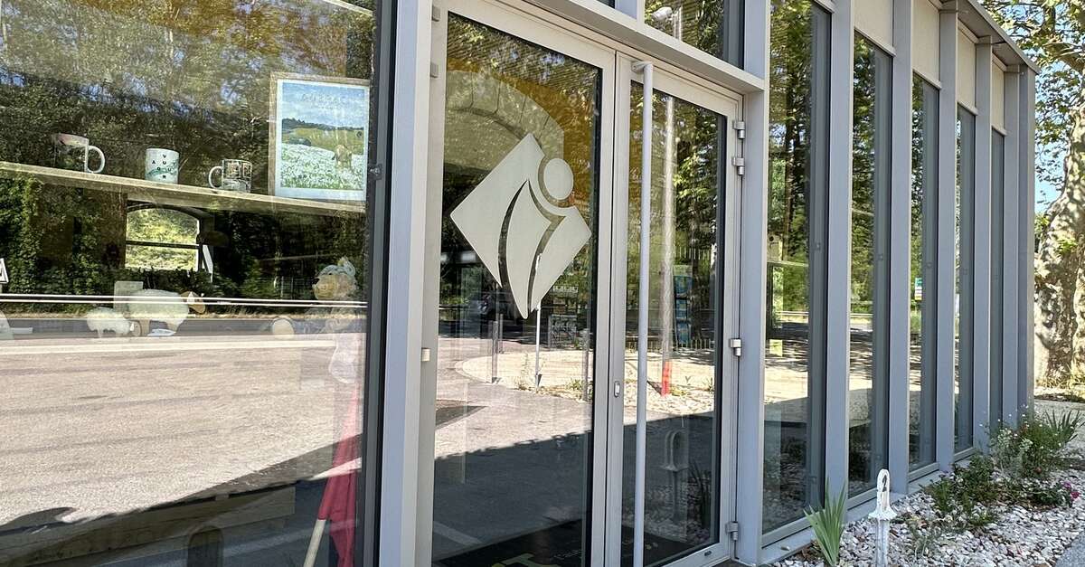 MAISON DE TOURISME ET DE PAYS DE CHANAC (Esclanedes, Esclanèdes) | De l ...