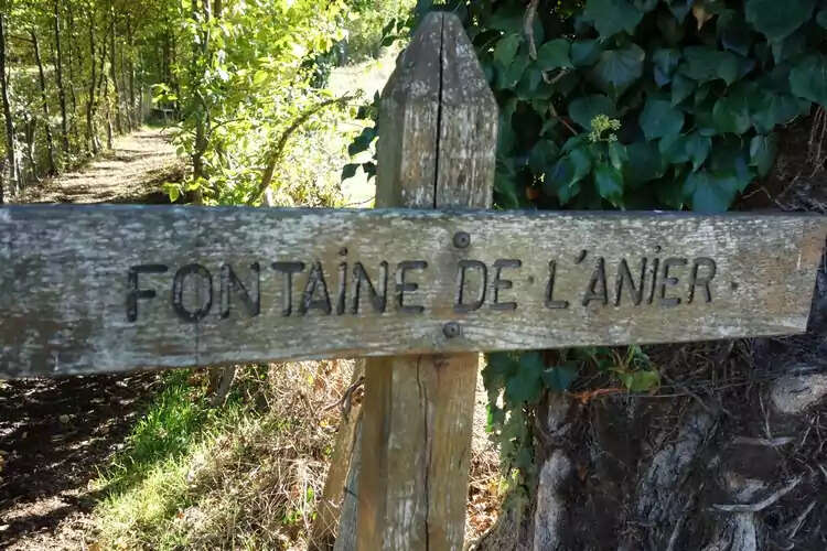 Fontaine de l’ânier (Fontanieres, Fontanières) | Tourisme Creuse Limousin