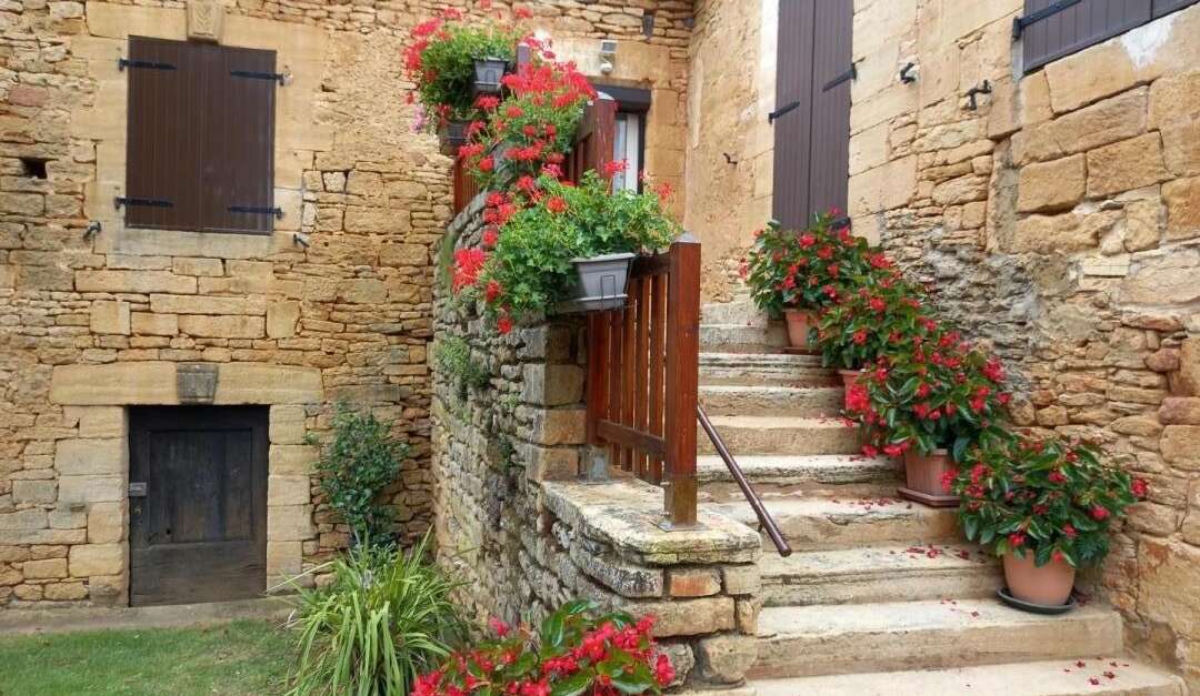 Gite La Noyeraie de Bertal (Saint-crepin-et-carlucet, Saint-Crépin-et ...