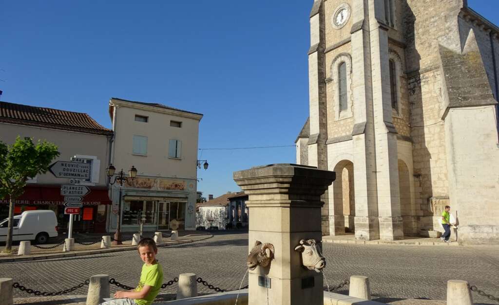 Circuit Coeur de Ville Neuvic (Neuvic) | Dordogne Périgord Tourisme