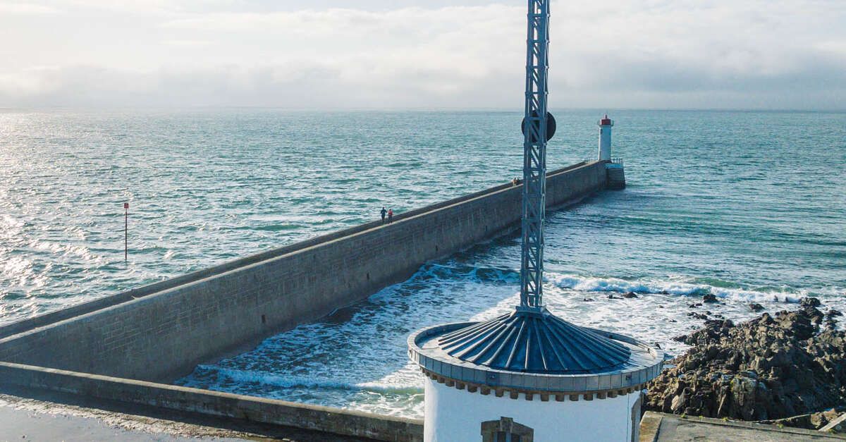 Le rôle du mât Fénoux dans l’aménagement du port d’Audierne et ...