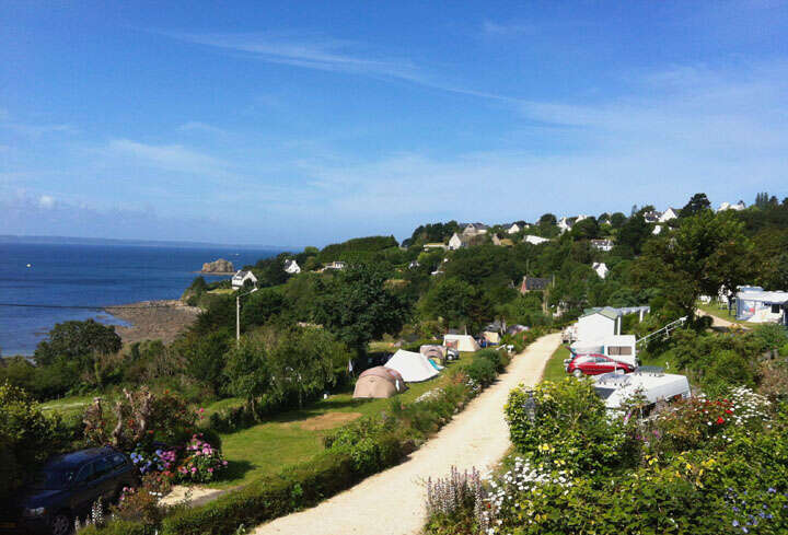 Camping de ROZ AR MOR (Trébeurden) | Office de Tourisme de la Côte de ...