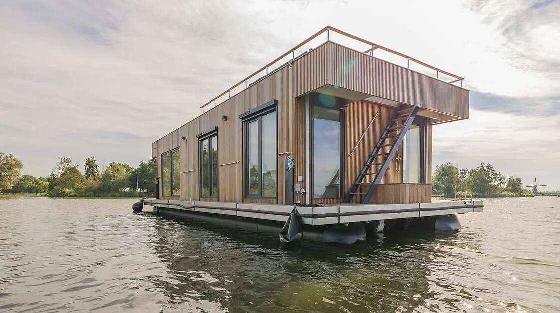 HOUSEBOAT CAMARGUE (Saint-Gilles) | Montpellier Turismo