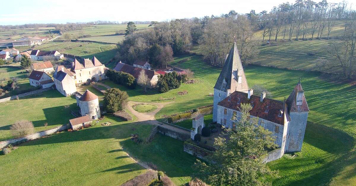 Château de Morlet (Morlet) | Office de tourisme d'Autun et du Grand ...
