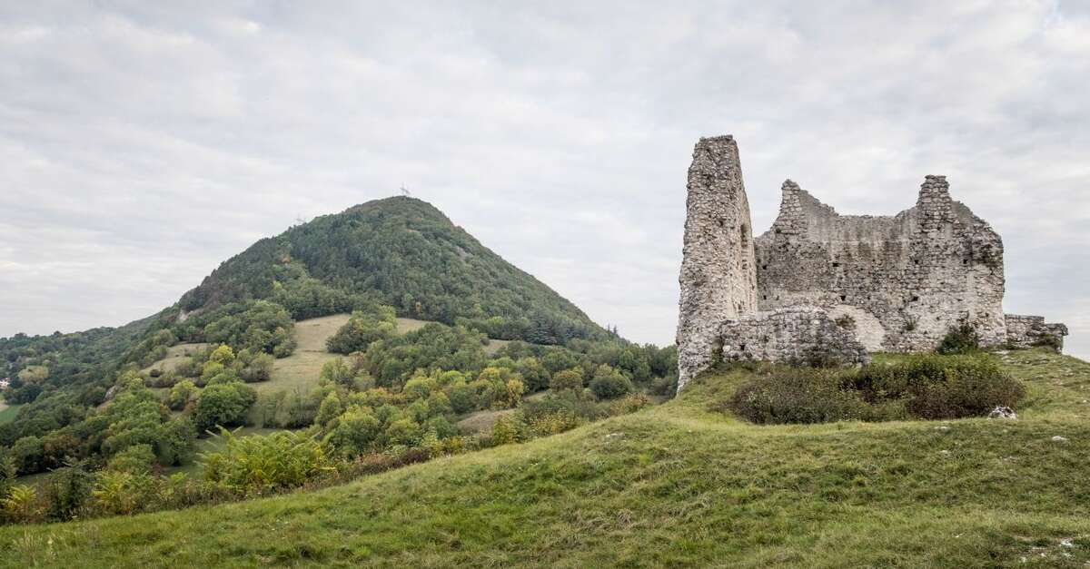Randonnée pédestre – Le Tour de Chaumont (Chaumont) | Monts du Genevois ...