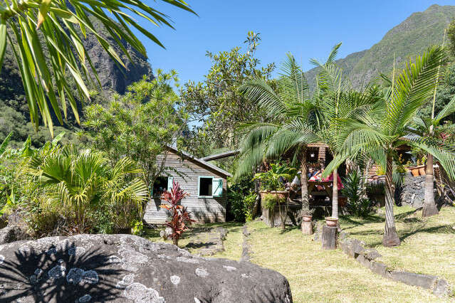 Auberge de Grand Bassin (La Plaine Des Cafres, Le Tampon) | Île de la ...