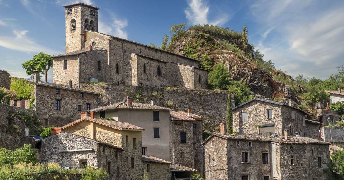 Visit the medieval village of Malleval - Fascinating weekend - Malleval ...