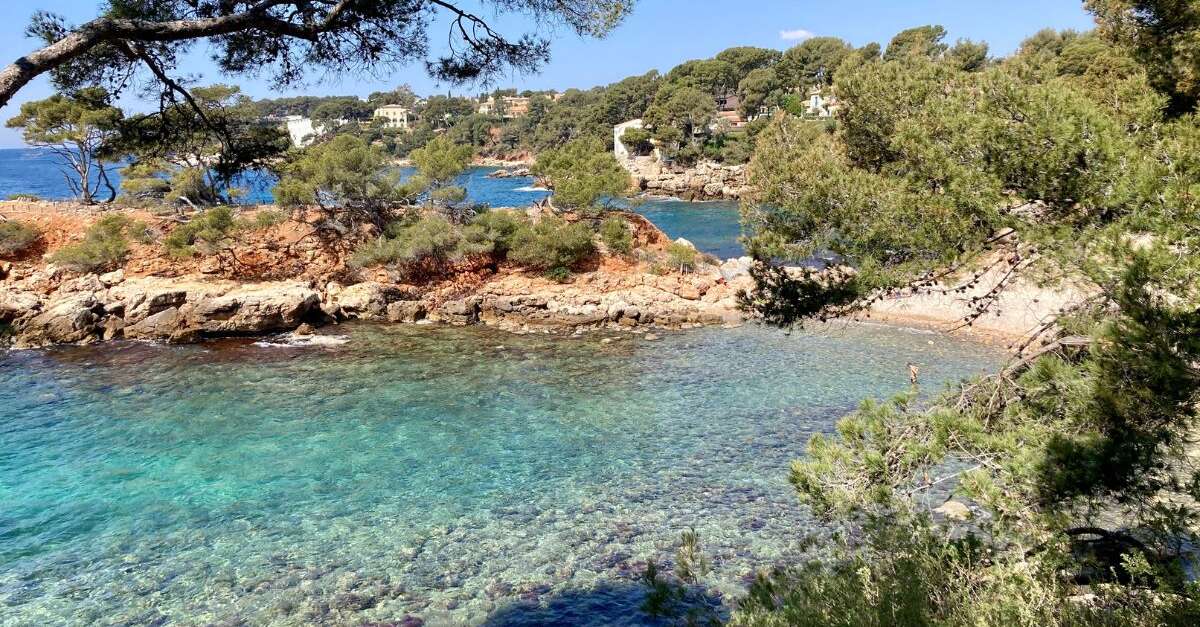 Plage du Capelan / Capelan Beach (Bandol) | Provence-Alpes-Côte d'Azur ...