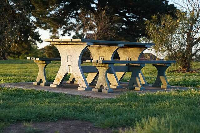 Tables de pique-nique (Sieuras) | Tourisme Arize-Lèze