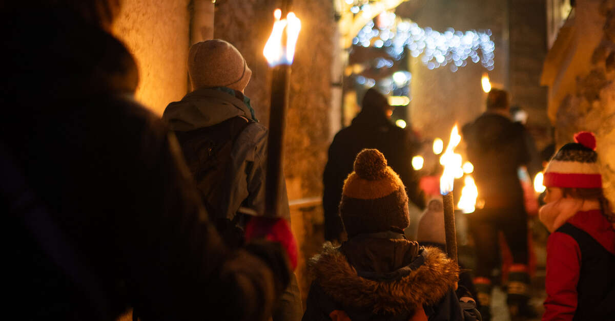 Torchlight walk (Vénosc) | Tourist office of Les 2 Alpes, vacations and ...